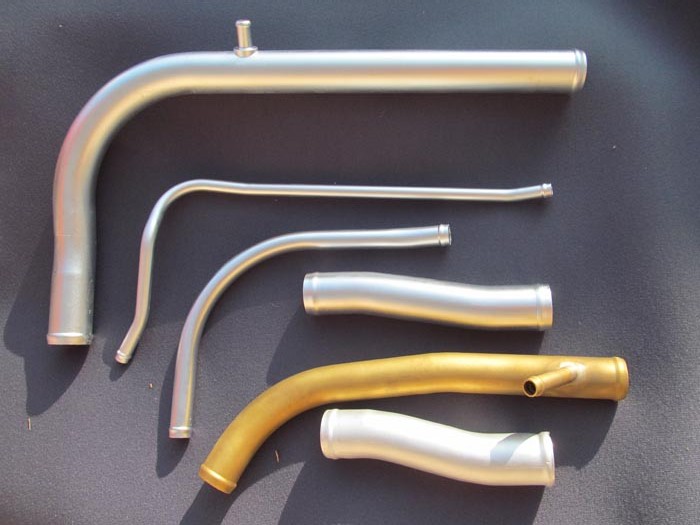 Gullwing and Roadster engine water pipes - Hjeltness Restoration